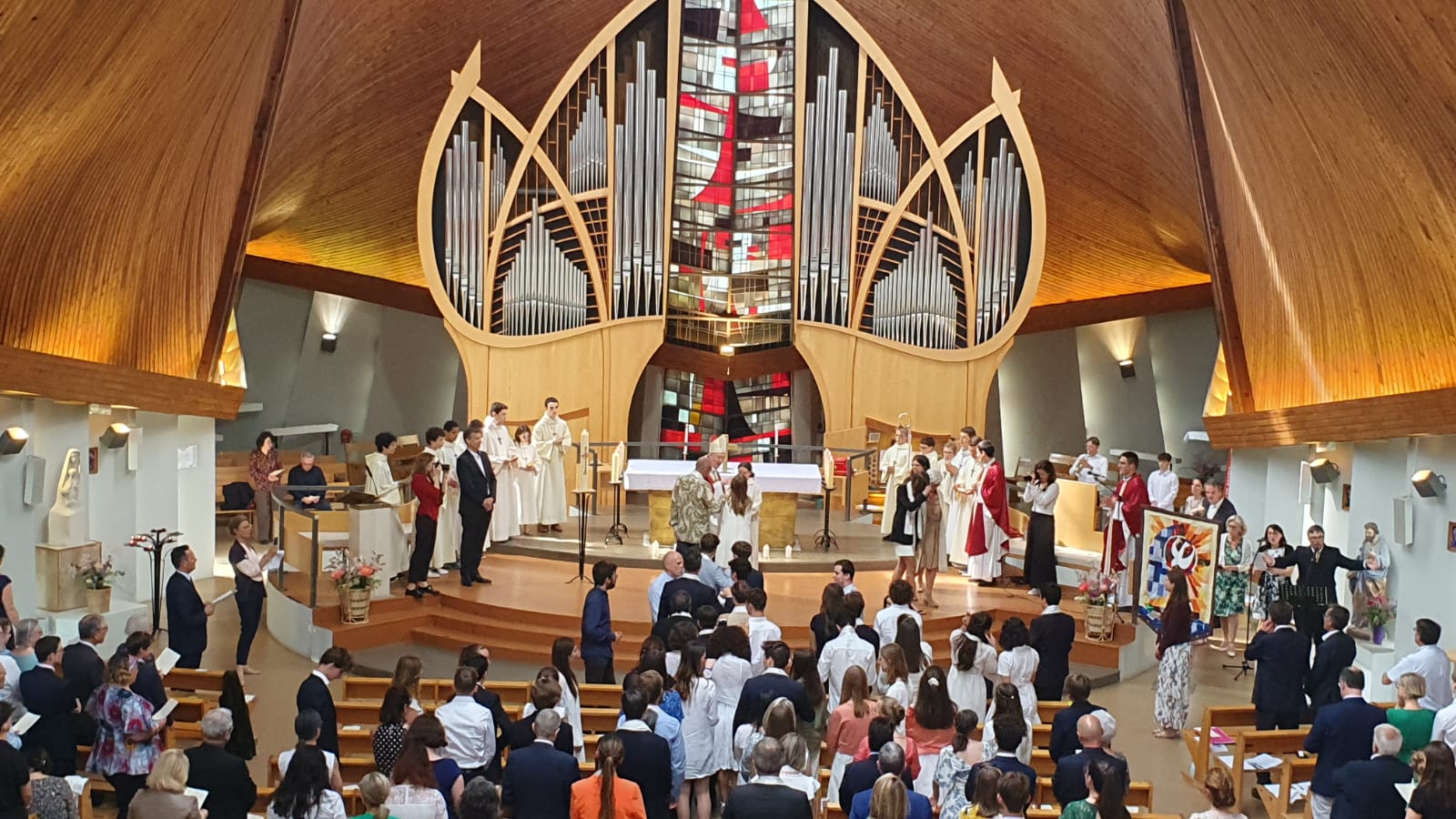 Célébrations et Sacrements - Institut Saint Thomas de Villeneuve